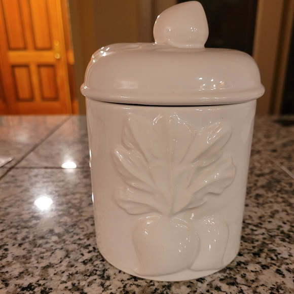Source Unknown | Kitchen | Very Cute White Ceramic Cannister | Poshmark